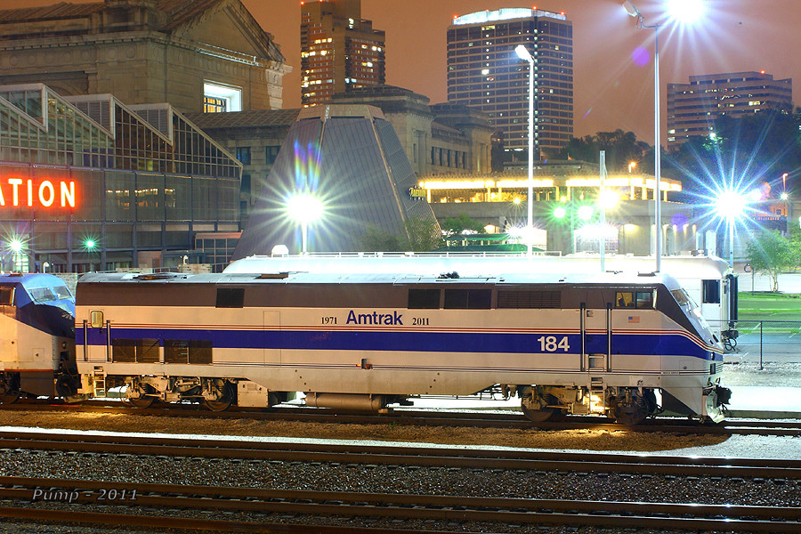 Westbound Amtrak Southwest Chief Train #3 - AMTK 184